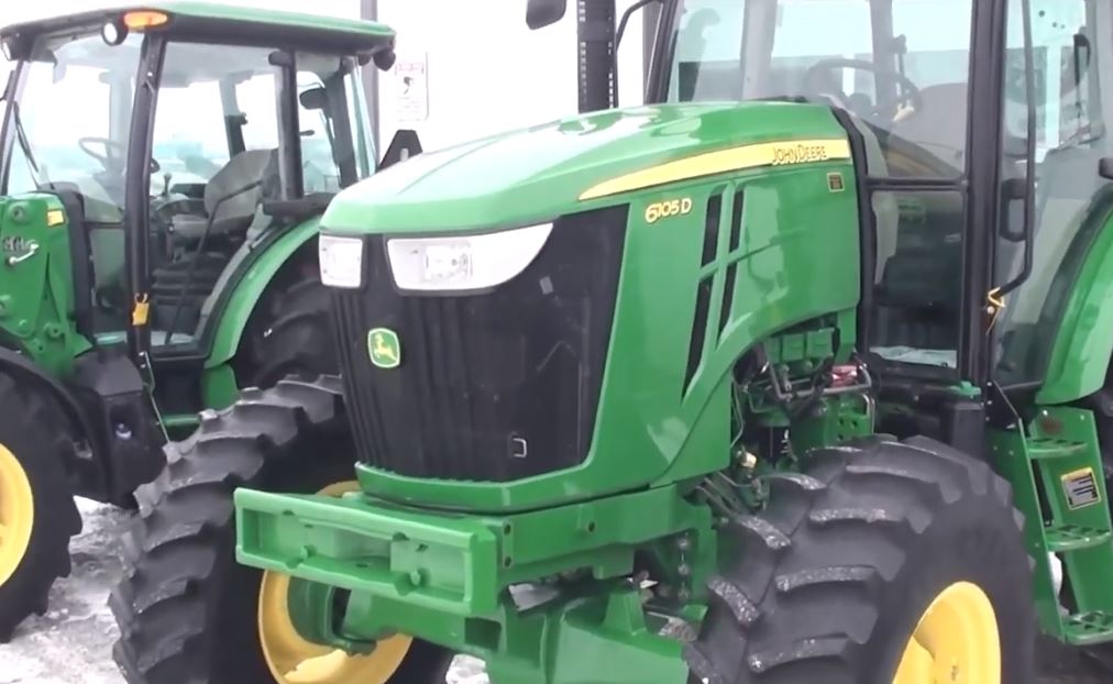 JOHN DEERE 6105D – Tractor Classic